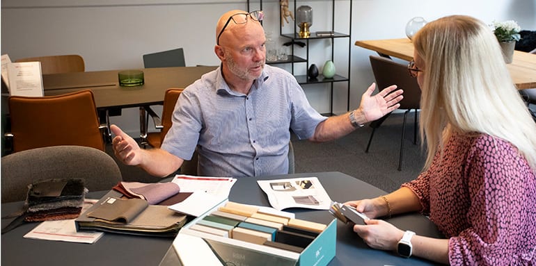 Få hjælp til dit kontor af vores indretningskonsulenter | Lomax